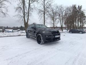 Black BMW X5 2007 in Alytus, with an engine capacity of 3.00 L and mileage of 368 thousand km for 9350 €, photo  on AUTOMOTO.COM.LV
