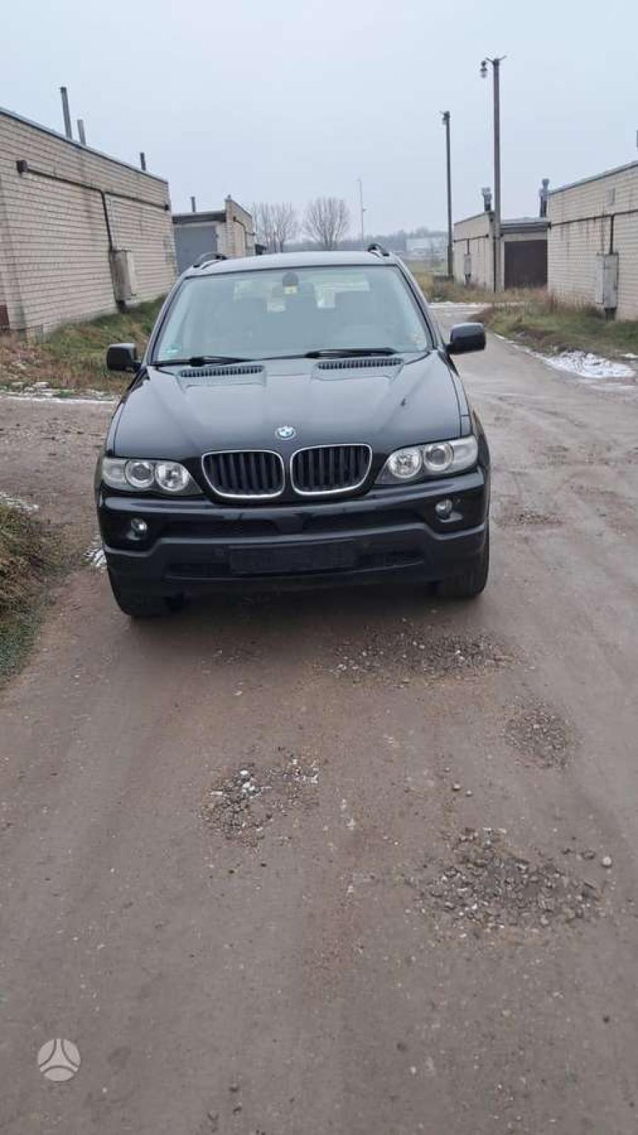 Melns BMW X5 2007 Marijampole, ar dzinēja tilpumu 3.00 L un nobraukumu 280 tūkst. km par 5300 €, foto 1 vietnē AUTOMOTO.COM.LV