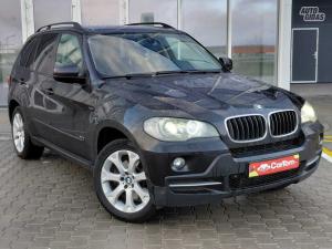 Melns BMW X5 2007 Viļņa, ar dzinēja tilpumu 3.00 L un nobraukumu 398 tūkst. km par 8000 €, foto  vietnē AUTOMOTO.COM.LV
