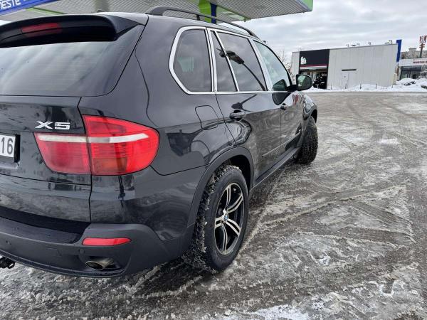 Черный БМВ Х5 2007 в Каунас, объемом двигателя 2.99 л и пробегом 250 тыс. км за 8000 €, фото 3 на AUTOMOTO.COM.LV