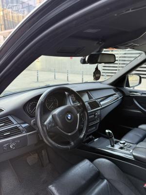 Melns BMW X5 2007 Viļņa, ar dzinēja tilpumu 3.00 L un nobraukumu 299 tūkst. km par 7999 €, foto 6 vietnē AUTOMOTO.COM.LV