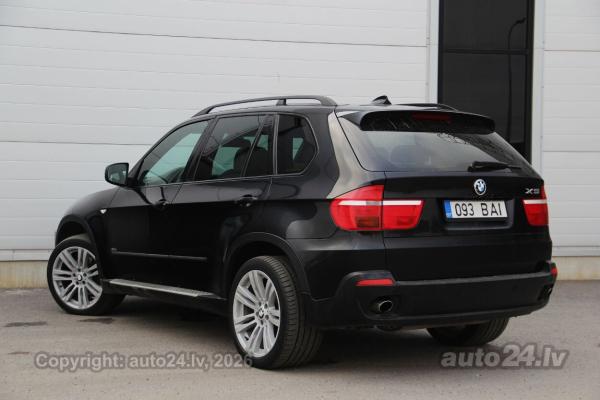 Black BMW X5 2007 in Tartu, with an engine capacity of 3.00 L and mileage of 320 thousand km for 8990 €, photo 4 on AUTOMOTO.COM.LV