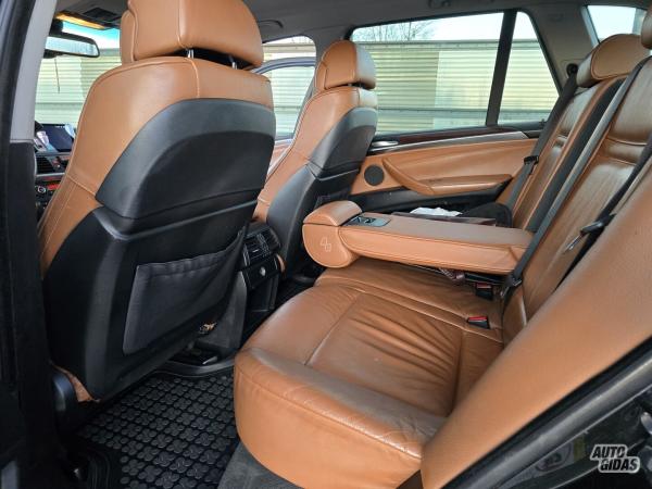 Melns BMW X5 2007 Šauļi, ar dzinēja tilpumu 3.00 L un nobraukumu 495 tūkst. km par 5700 €, foto 7 vietnē AUTOMOTO.COM.LV