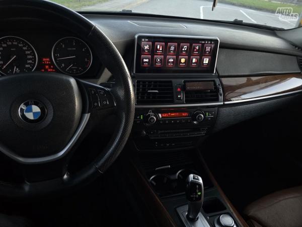 Melns BMW X5 2007 Šauļi, ar dzinēja tilpumu 3.00 L un nobraukumu 495 tūkst. km par 5700 €, foto 10 vietnē AUTOMOTO.COM.LV