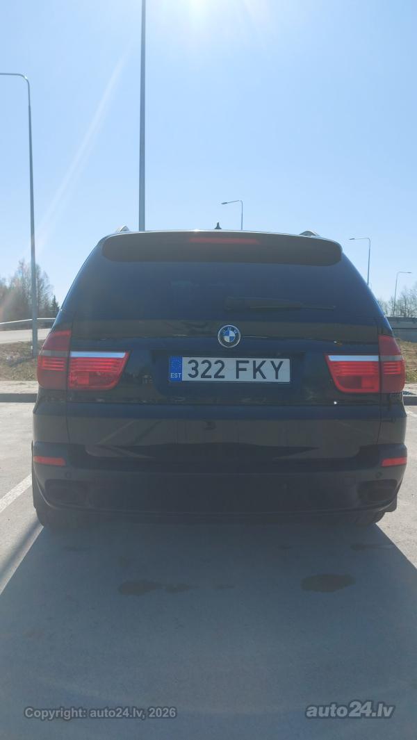 Black BMW X5 2007 in Tallinn, with an engine capacity of 3.00 L and mileage of 242 thousand km for 7500 €, photo 3 on AUTOMOTO.COM.LV