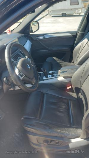Melns BMW X5 2007 Tallina, ar dzinēja tilpumu 3.00 L un nobraukumu 242 tūkst. km par 7500 €, foto 9 vietnē AUTOMOTO.COM.LV