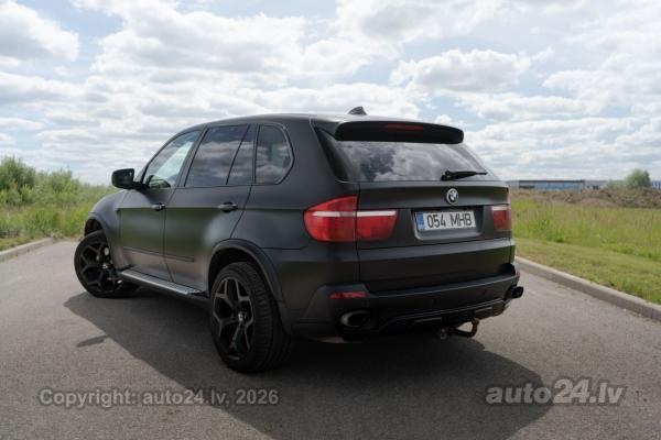 Black BMW X5 2007 in Tartu, with an engine capacity of 3.00 L and mileage of 355 thousand km for 7500 €, photo 3 on AUTOMOTO.COM.LV