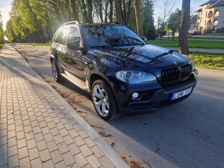 Черный БМВ Х5 2007 в Каунас, объемом двигателя 3.00 л и пробегом 270 тыс. км за 6950 €, фото 1 на AUTOMOTO.COM.LV
