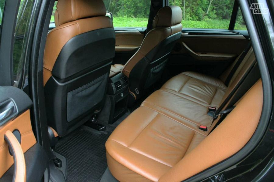 Черный БМВ Х5 2007 в Каунас, объемом двигателя 3.00 л и пробегом 270 тыс. км за 6950 €, фото 12 на AUTOMOTO.COM.LV