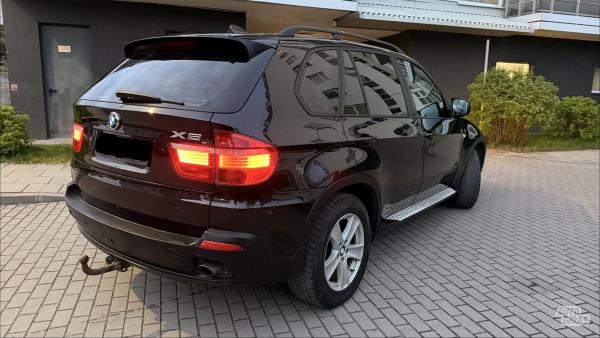 Melns BMW X5 2007 Viļņa, ar dzinēja tilpumu 3.00 L un nobraukumu 430 tūkst. km par 5900 €, foto 4 vietnē AUTOMOTO.COM.LV