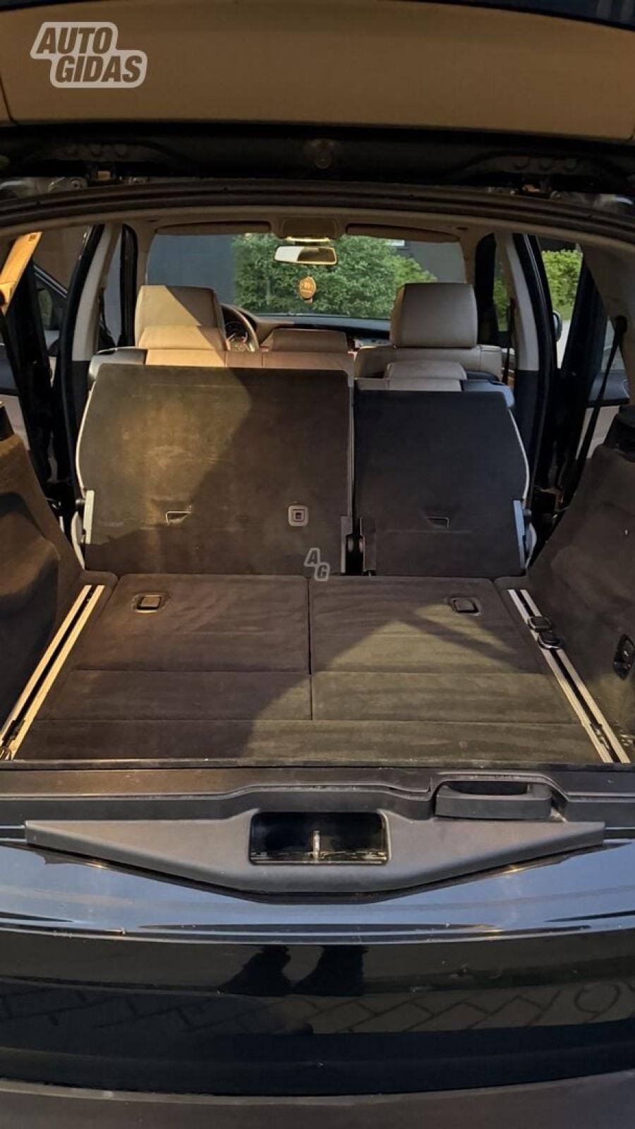 Black BMW X5 2007 in Vilnius, with an engine capacity of 3.00 L and mileage of 430 thousand km for 5900 €, photo 11 on AUTOMOTO.COM.LV