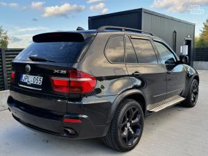 Black BMW X5 2007 in Vilnius, with an engine capacity of 3.00 L and mileage of 283 thousand km for 7100 €, photo 7 on AUTOMOTO.COM.LV