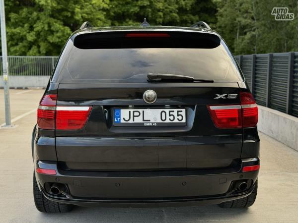 Black BMW X5 2007 in Vilnius, with an engine capacity of 3.00 L and mileage of 283 thousand km for 7100 €, photo 8 on AUTOMOTO.COM.LV