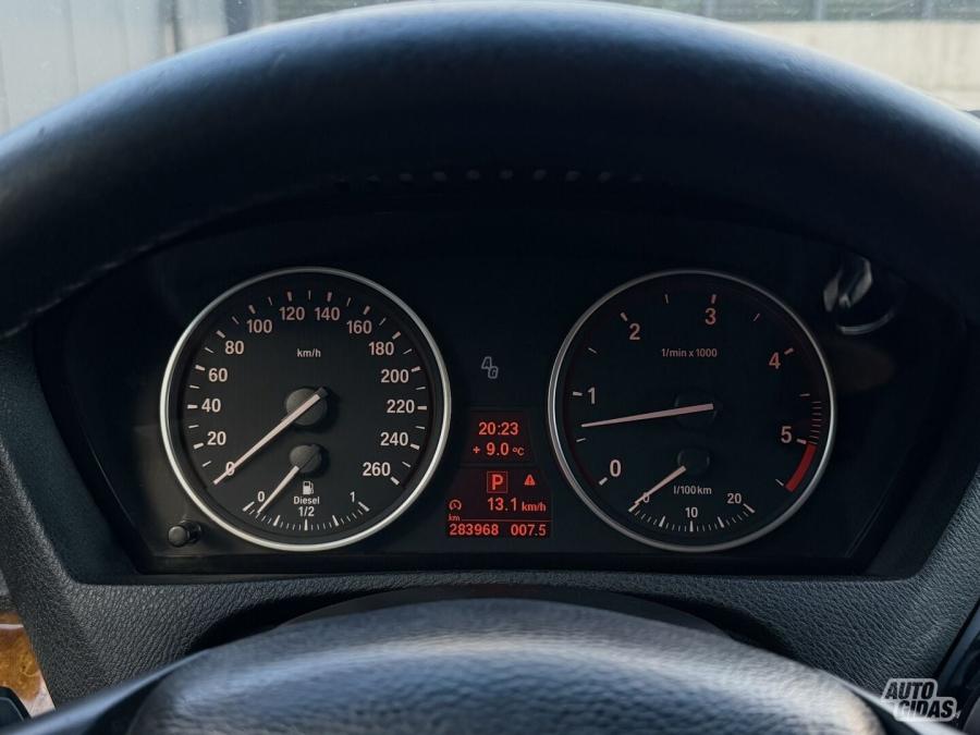 Black BMW X5 2007 in Vilnius, with an engine capacity of 3.00 L and mileage of 283 thousand km for 7100 €, photo 20 on AUTOMOTO.COM.LV