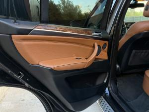 Black BMW X5 2007 in Vilnius, with an engine capacity of 3.00 L and mileage of 283 thousand km for 7100 €, photo 35 on AUTOMOTO.COM.LV