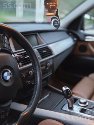 Melns BMW X5 2007 Valmiera, ar dzinēja tilpumu 2.90 L un nobraukumu 0 tūkst. km par 6900 €, foto 14 vietnē AUTOMOTO.COM.LV