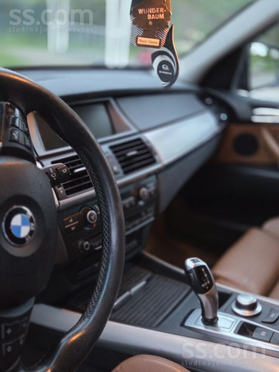 Melns BMW X5 2007 Valmiera, ar dzinēja tilpumu 2.90 L un nobraukumu 0 tūkst. km par 6900 €, foto 14 vietnē AUTOMOTO.COM.LV