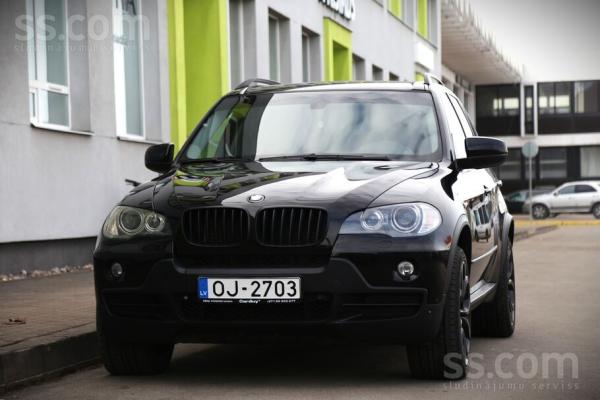 Черный БМВ Х5 2007 в Рига, объемом двигателя 3.00 л и пробегом 360 тыс. км за 7495 €, фото 1 на AUTOMOTO.COM.LV
