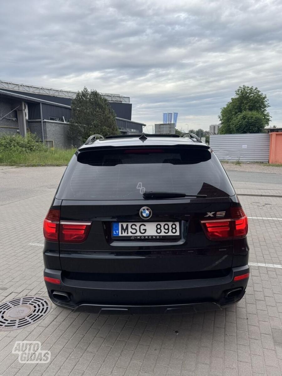 Melns BMW X5 2007 Viļņa, ar dzinēja tilpumu 3.00 L un nobraukumu 324 tūkst. km par 7900 €, foto 7 vietnē AUTOMOTO.COM.LV