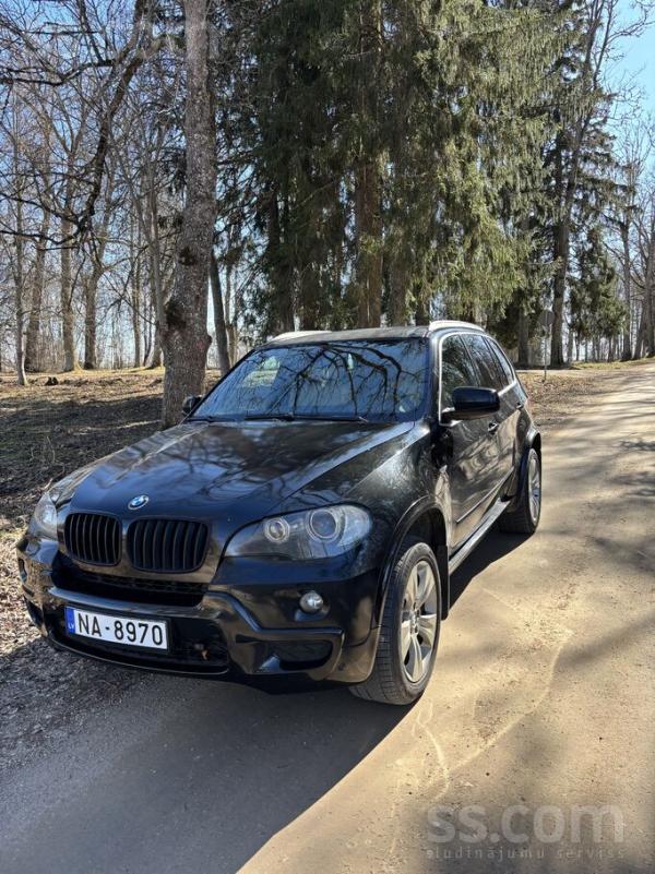 Черный БМВ Х5 2007 в Резекне, объемом двигателя 3.00 л и пробегом 345 тыс. км за 7600 €, фото 1 на AUTOMOTO.COM.LV