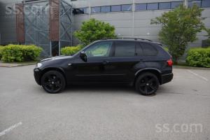 Melns BMW X5 2007 Rīga, ar dzinēja tilpumu 3.00 L un nobraukumu 313 tūkst. km par 7990 €, foto 4 vietnē AUTOMOTO.COM.LV
