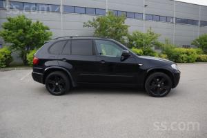 Melns BMW X5 2007 Rīga, ar dzinēja tilpumu 3.00 L un nobraukumu 313 tūkst. km par 7990 €, foto 5 vietnē AUTOMOTO.COM.LV