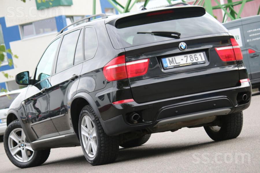 Black BMW X5 2007 in Riga, with an engine capacity of 3.00 L and mileage of 0 thousand km for 6390 €, photo 5 on AUTOMOTO.COM.LV