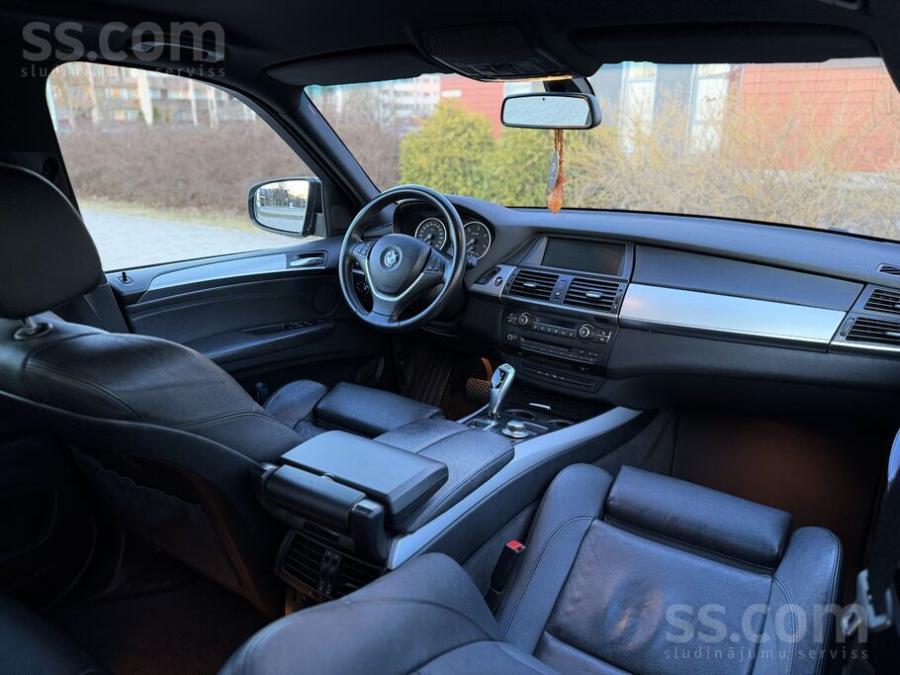 Melns BMW X5 2007 Rīga, ar dzinēja tilpumu 3.00 L un nobraukumu 206 tūkst. km par 11000 €, foto 8 vietnē AUTOMOTO.COM.LV