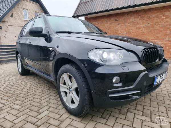 Melns BMW X5 2007 Biržai, ar dzinēja tilpumu 3.00 L un nobraukumu 283 tūkst. km par 7999 €, foto 1 vietnē AUTOMOTO.COM.LV