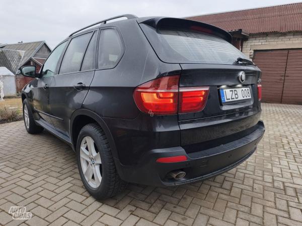 Melns BMW X5 2007 Biržai, ar dzinēja tilpumu 3.00 L un nobraukumu 283 tūkst. km par 7999 €, foto 5 vietnē AUTOMOTO.COM.LV