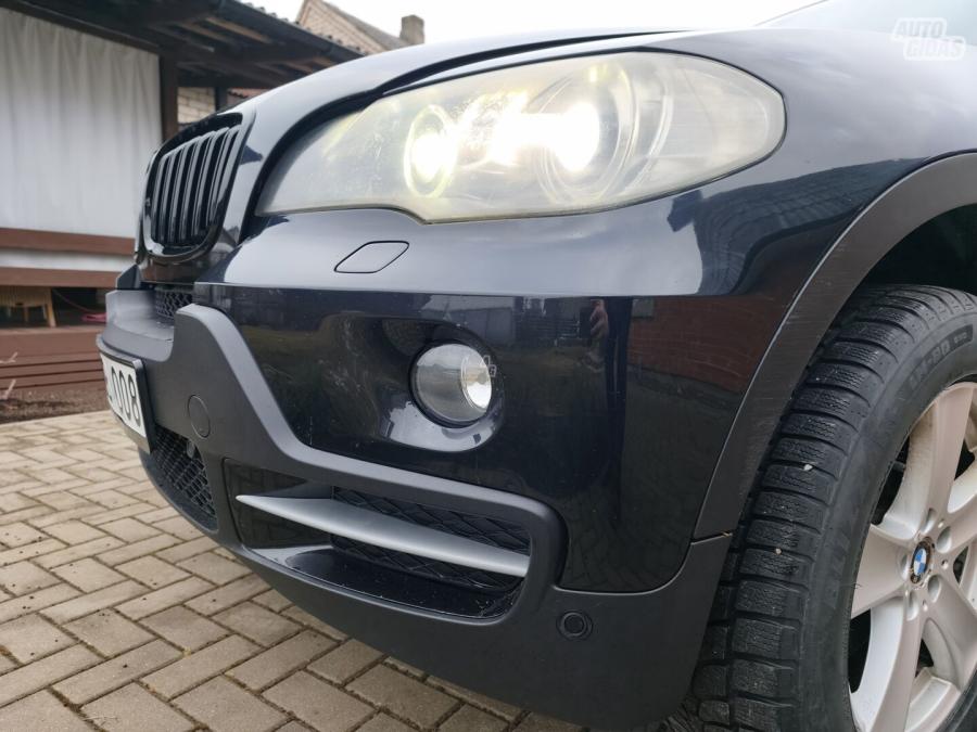 Black BMW X5 2007 in Birzai, with an engine capacity of 3.00 L and mileage of 283 thousand km for 7999 €, photo 24 on AUTOMOTO.COM.LV