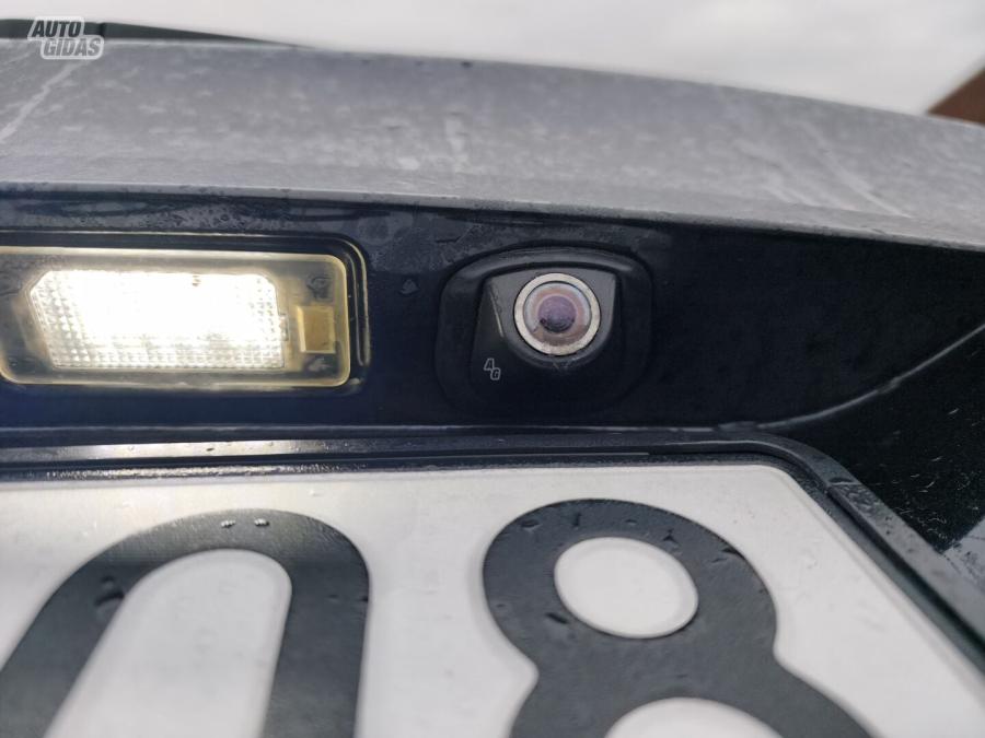 Black BMW X5 2007 in Birzai, with an engine capacity of 3.00 L and mileage of 283 thousand km for 7999 €, photo 27 on AUTOMOTO.COM.LV