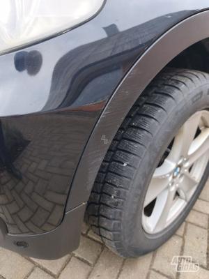 Black BMW X5 2007 in Birzai, with an engine capacity of 3.00 L and mileage of 283 thousand km for 7999 €, photo 28 on AUTOMOTO.COM.LV