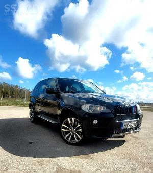 Melns BMW X5 2007 Rīga, ar dzinēja tilpumu 3.00 L un nobraukumu 319 tūkst. km par 9000 €, foto 4 vietnē AUTOMOTO.COM.LV