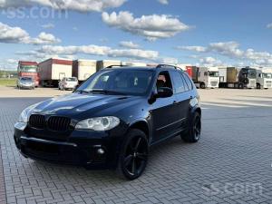 Black BMW X5 2007 in Jelgava, with an engine capacity of 3.00 L and mileage of 311 thousand km for 8999 €, photo 10 on AUTOMOTO.COM.LV