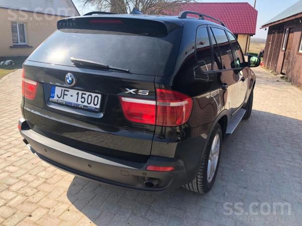 Melns BMW X5 2007 Balvi, ar dzinēja tilpumu 3.00 L un nobraukumu 0 tūkst. km par 5100 €, foto 3 vietnē AUTOMOTO.COM.LV