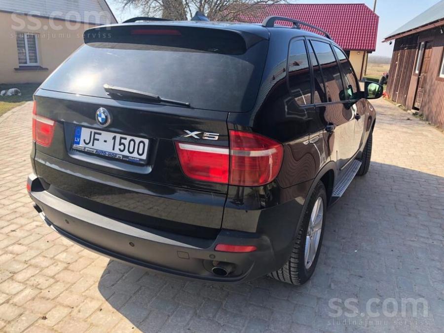 Black BMW X5 2007 in Balvi, with an engine capacity of 3.00 L and mileage of 0 thousand km for 5100 €, photo 4 on AUTOMOTO.COM.LV