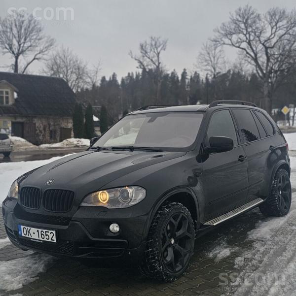 Melns BMW X5 2007 Jēkabpils, ar dzinēja tilpumu 3.00 L un nobraukumu 433 tūkst. km par 5290 €, foto 1 vietnē AUTOMOTO.COM.LV