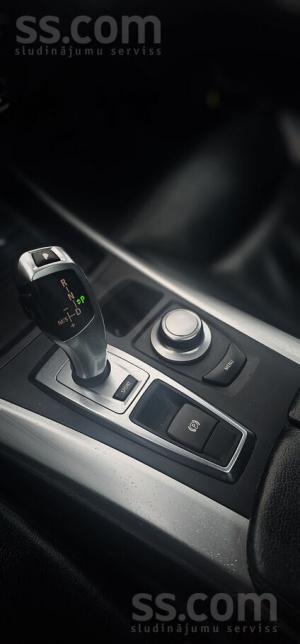 Black BMW X5 2007 in Jekabpils, with an engine capacity of 3.00 L and mileage of 433 thousand km for 5290 €, photo 10 on AUTOMOTO.COM.LV