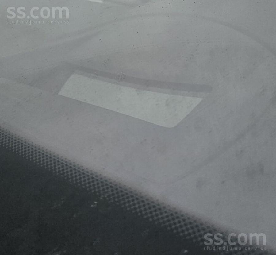 Black BMW X5 2007 in Jekabpils, with an engine capacity of 3.00 L and mileage of 433 thousand km for 5290 €, photo 12 on AUTOMOTO.COM.LV