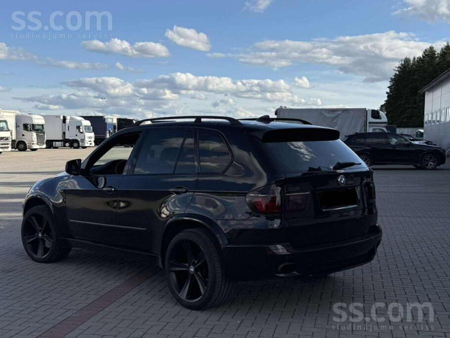 Melns BMW X5 2007 Jelgava, ar dzinēja tilpumu 3.00 L un nobraukumu 312 tūkst. km par 10999 €, foto 1 vietnē AUTOMOTO.COM.LV