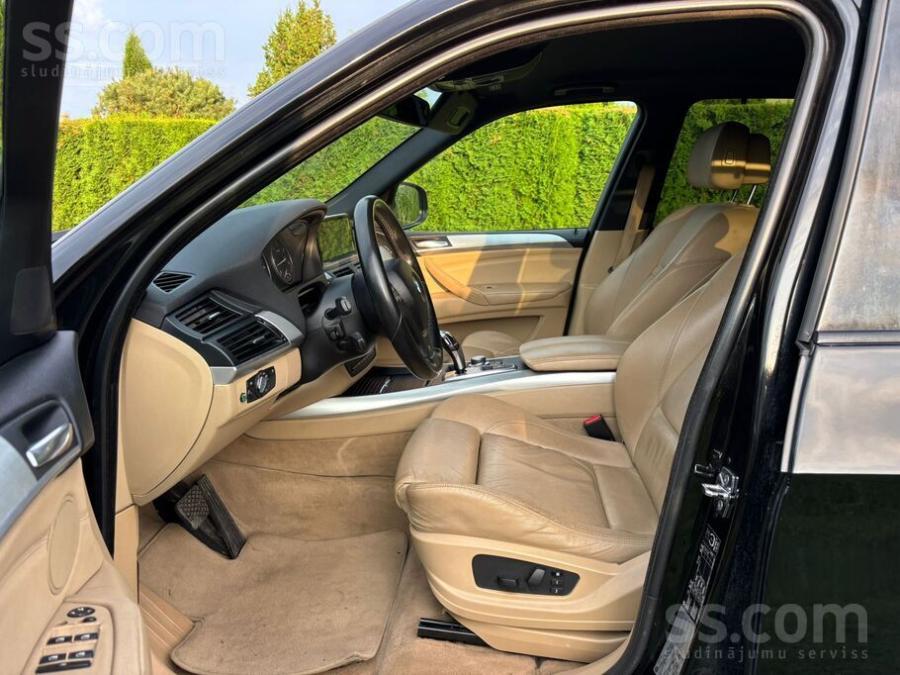 Melns BMW X5 2007 Jelgava, ar dzinēja tilpumu 3.00 L un nobraukumu 312 tūkst. km par 10999 €, foto 17 vietnē AUTOMOTO.COM.LV