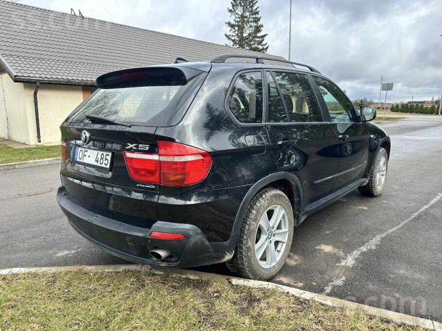 Melns BMW X5 2007 Jēkabpils, ar dzinēja tilpumu 3.00 L un nobraukumu 395 tūkst. km par 6000 €, foto 8 vietnē AUTOMOTO.COM.LV