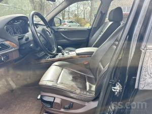 Melns BMW X5 2007 Jēkabpils, ar dzinēja tilpumu 3.00 L un nobraukumu 395 tūkst. km par 6000 €, foto 10 vietnē AUTOMOTO.COM.LV