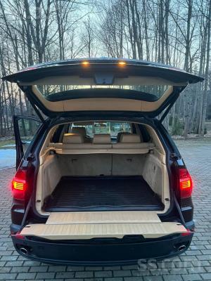 Melns BMW X5 2007 Rīga, ar dzinēja tilpumu 3.00 L un nobraukumu 292 tūkst. km par 7500 €, foto 7 vietnē AUTOMOTO.COM.LV