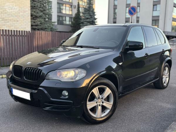 Black BMW X5 2007 in Kaunas, with an engine capacity of 3.00 L and mileage of 450 thousand km for 4400 €, photo 1 on AUTOMOTO.COM.LV