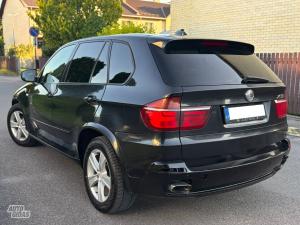 Black BMW X5 2007 in Kaunas, with an engine capacity of 3.00 L and mileage of 450 thousand km for 4400 €, photo 5 on AUTOMOTO.COM.LV