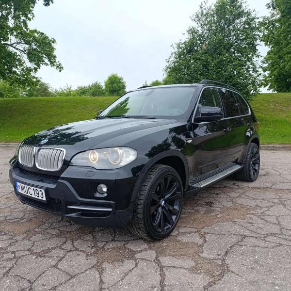 Melns BMW X5 2007 Kauņa, ar dzinēja tilpumu 2.99 L un nobraukumu 383 tūkst. km par 8300 €, foto 1 vietnē AUTOMOTO.COM.LV