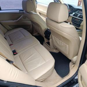 Black BMW X5 2007 in Kaunas, with an engine capacity of 2.99 L and mileage of 383 thousand km for 8300 €, photo 16 on AUTOMOTO.COM.LV