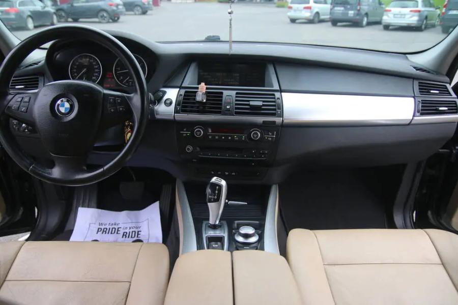 Melns BMW X5 2007 Rīga, ar dzinēja tilpumu 3.00 L un nobraukumu 238 tūkst. km par 6690 €, foto 6 vietnē AUTOMOTO.COM.LV